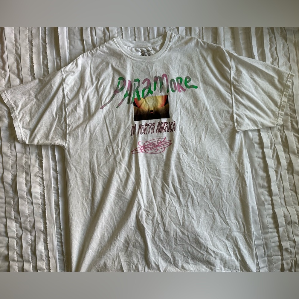 Paramore Official North American Tour Merch 2023 Size… - Gem